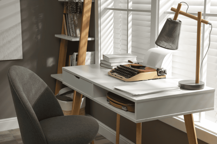 Small Office Accessories to Make the Most of Poky Spaces | Hey, it's Laura!